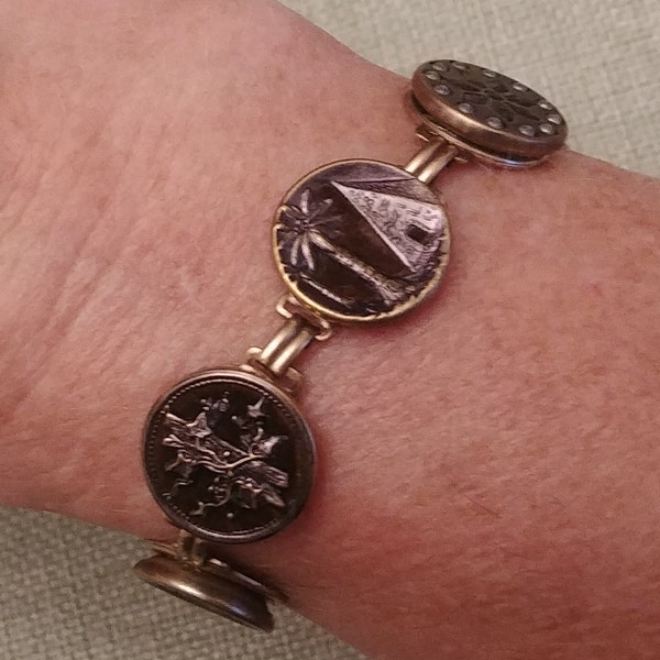 11 SMALL RED GLASS Buttons - Etsy