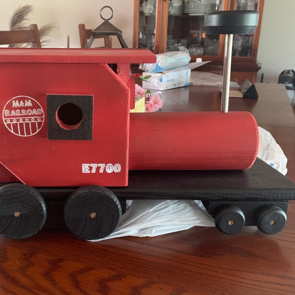 Railroad Locomotive Bird House - Etsy