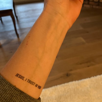 Catholic Priest Gift, Beautiful Hands of a Priest Poem, Catholic ...