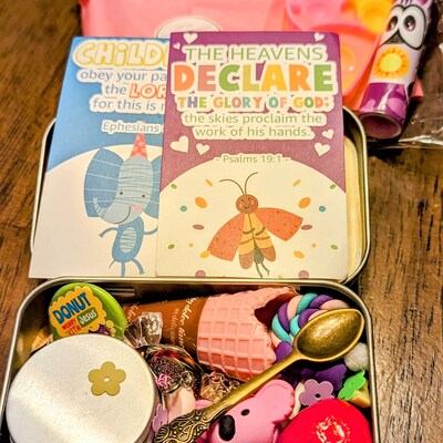 Sensory Calm Down Kit for Kids Rainbow, Sensory Tin, Anxiety Relief ...