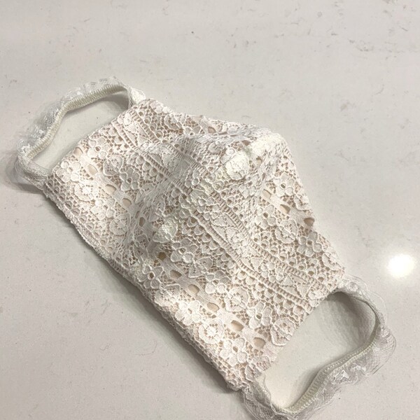 Scarlet Red Faux Patent Leather French Beret With Flexi Band. Women's ...