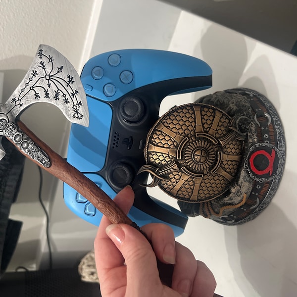 H.R Giger Alien Head 14 Inch Display - Resin Model - Prop - Office ...