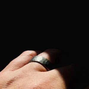 Crosshatch Titanium Band With 14k Yellow Gold Inlay 6mm Mens Band ...