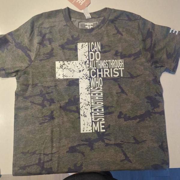 Christian Cross T-shirt, Men’s Religious Graphic Tee, Simple Faith ...