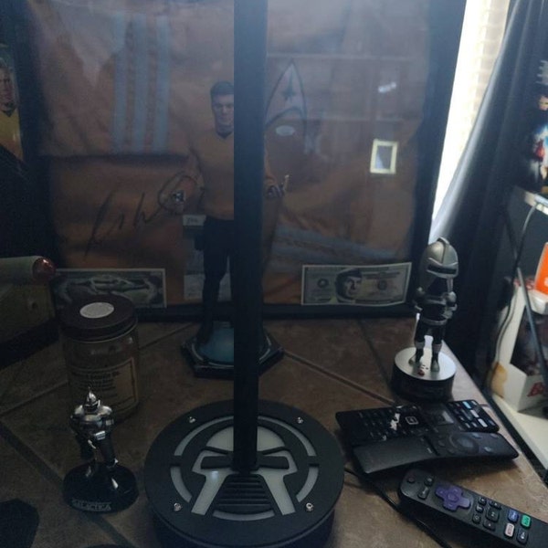 Battlestar Galactica Helmet Display Stand Black Finish Cylon Centurion ...