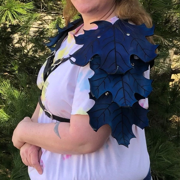 Elven Leaf Leather Pauldron Harness - Elf Armor - #DK5107 - Etsy