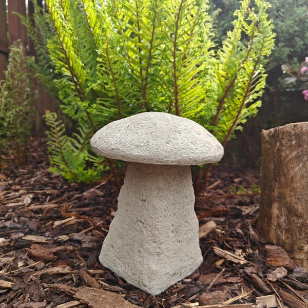 Stone Garden Mushroom / Toadstool Staddle Stone Ornament - Etsy UK