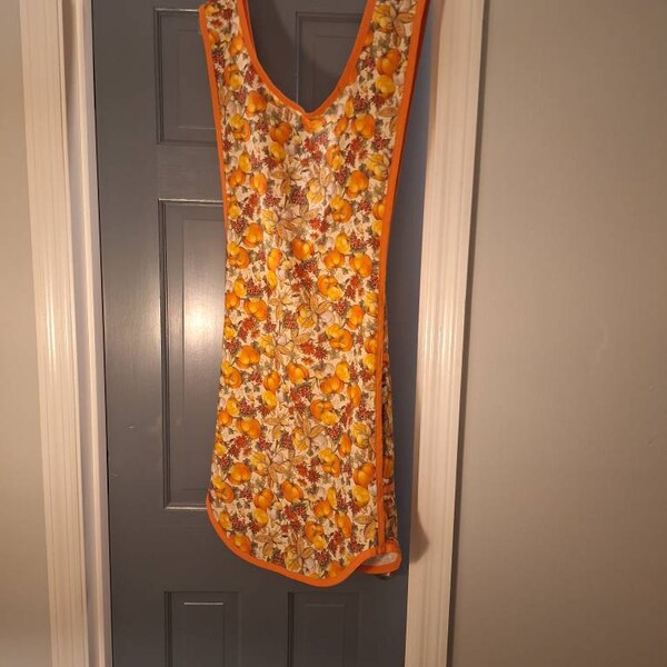 Old Fashioned Grandma Style Red and Green Calico Floral Apron in XL - Etsy