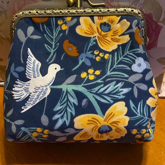 Handmade coin purse makeup case kisslock by KisslockHandMade