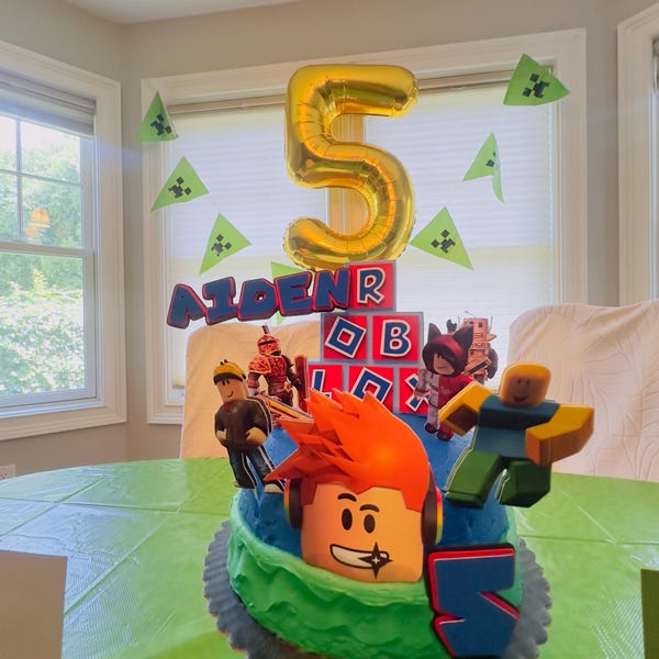 Roblox Cake Topper / Roblox - Etsy