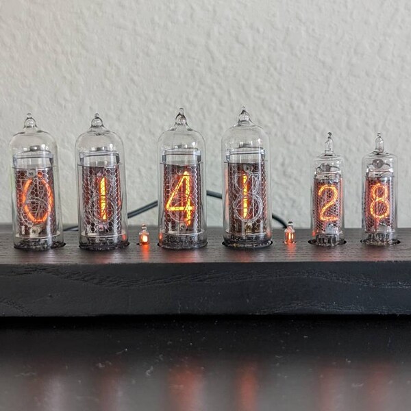 Nixie Tube Clock IN-12 on 4 Lamps - Etsy