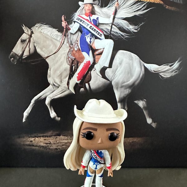 Pop Miniature - Pogues Outer Banks OBX - JJ, Kiara, John B, Pope, Cleo ...