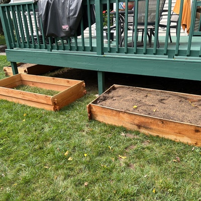 B-STOCK Cedar Raised Garden Bed Kit 3 Tier Pyramid 1x3 2x3 3x3 ...