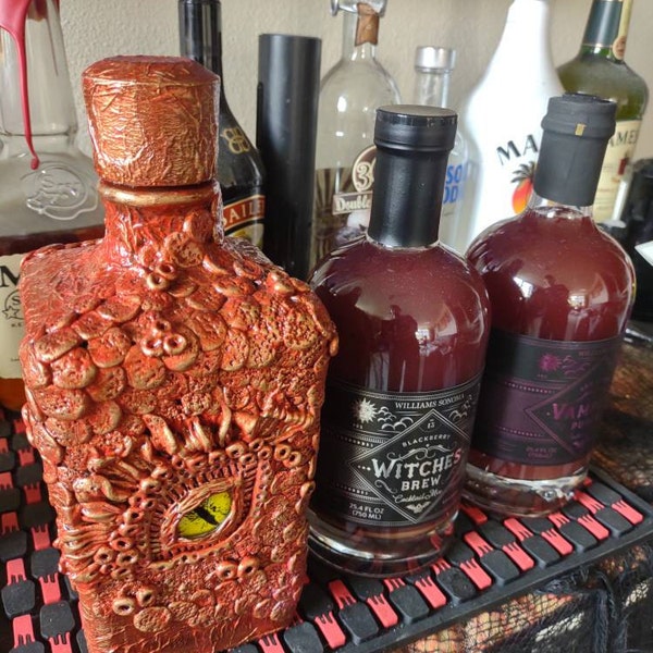 Decanters, Mythical Creature, Dragon, Dragon Eye, Medival Decor, Gift ...