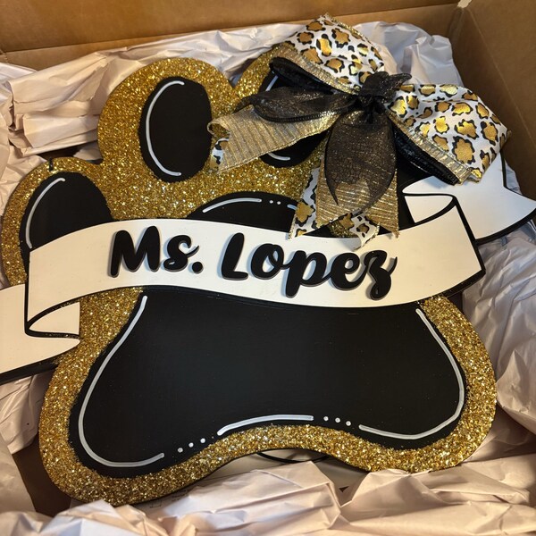 Personalized Paw Print Door Hanger, Teacher Classroom Decor Sign, Dog ...