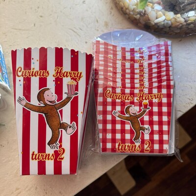 Charlie Theme Welcome Birthday Sign, Birthday Decor, Welcome Party Sign ...