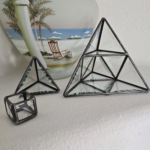 Crystal Display. Crystal Display Shelf. Jewelry Storage. Crystal ...