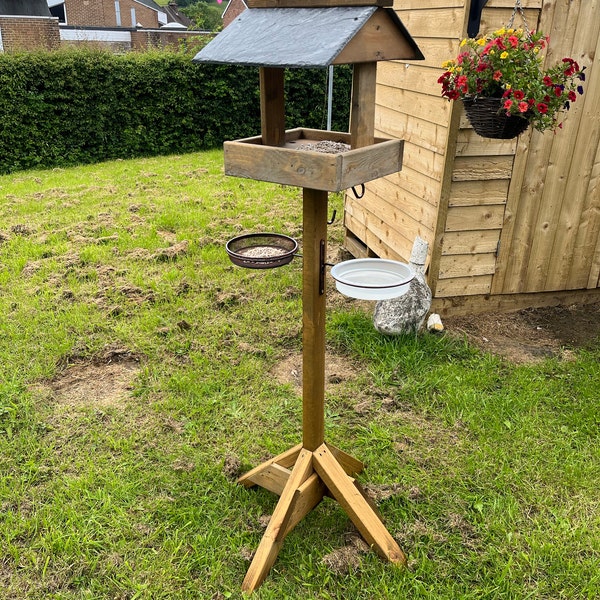Bird Feeding Station Wooden Bird Table Slate Roof Wild Garden Bird Bath ...