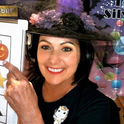 DIGITAL: Online ESL Pronoun and Possessive Adjective Reference Charts ...