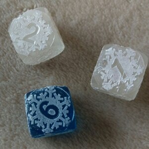 SNOWFLAKE Dice Four Versions for Tabletop Gaming - Etsy