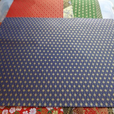 Origami Paper, Chiyogami Paper, Yuzen Paper, Washi Paper. Gold Waves on ...