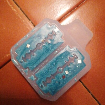 Razor Blade Mold for Epoxi and Uv Resin - Etsy