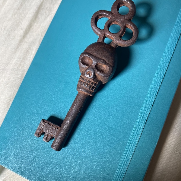 Cast Iron Skeleton Key Medium - Etsy