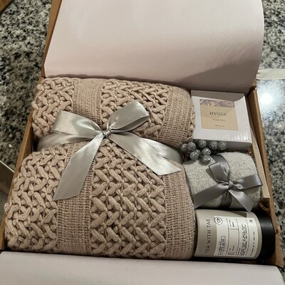 Classy Gift Basket for Women Cozy Gift Box With Blanket, Socks, Candle ...