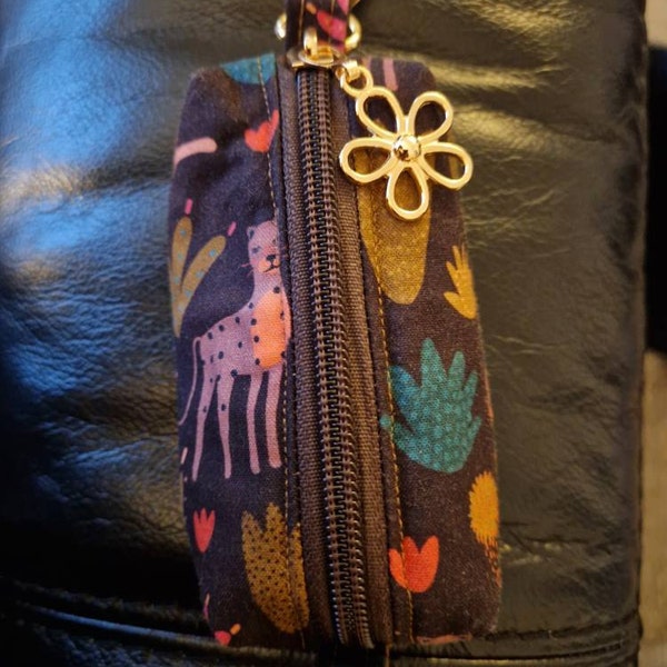 PDF Bag Pattern: the Sea Holly Show-off Bag, With 2 Options for ...
