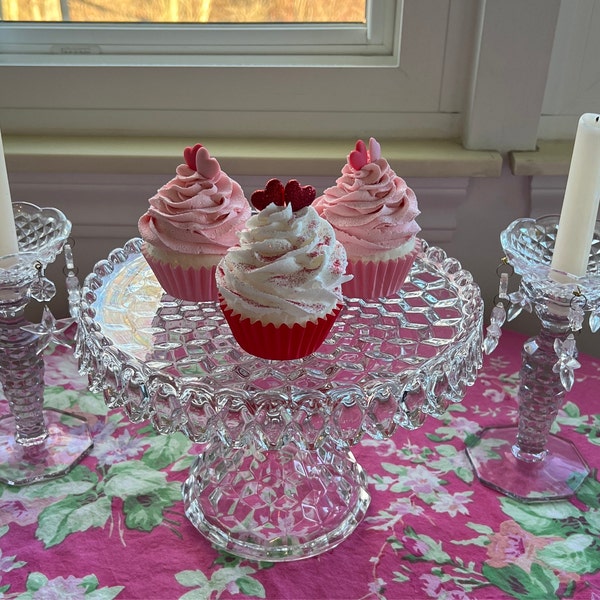 Fake Pink Valentine's Day Cupcakes, Valentine's Cupcakes, Valentine's ...