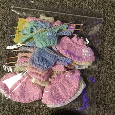 Mini Knitting Needles Make Your Own Baby Sweater on Needles ...