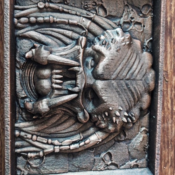 Alien Xenomorph Predator Movie Carving. 3D Wall Sign for Home Decor ...