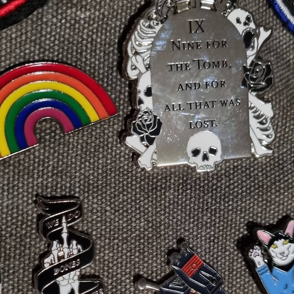Nine for the Tomb – Gideon the Ninth Inspired Enamel Pin - Etsy
