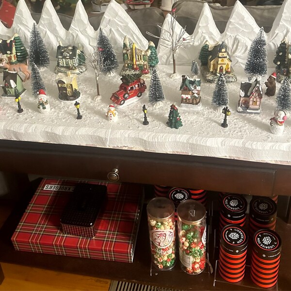 Christmas Village Display Mountain Backdrop for Lemax, Dept 56christmas ...