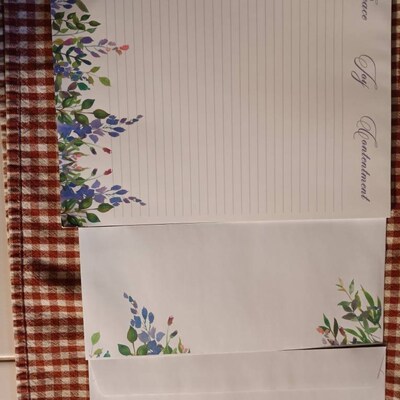 Pretty Notepad With Simple Spring Wildflowers Pick From Large Notepad ...