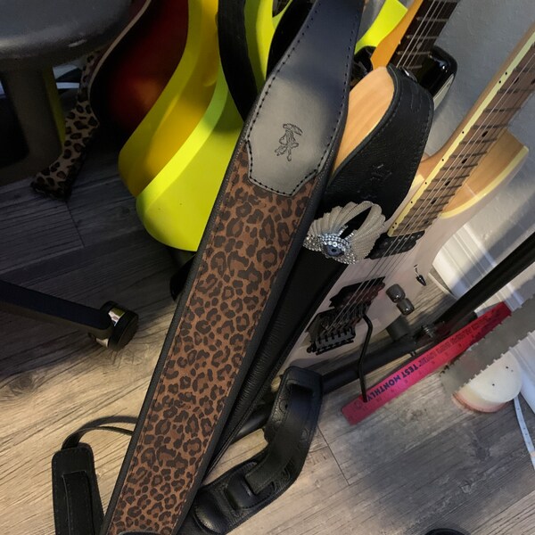 Deluxe Brown Leather Padded Guitar and Bass Strap Adjustable Length - Etsy