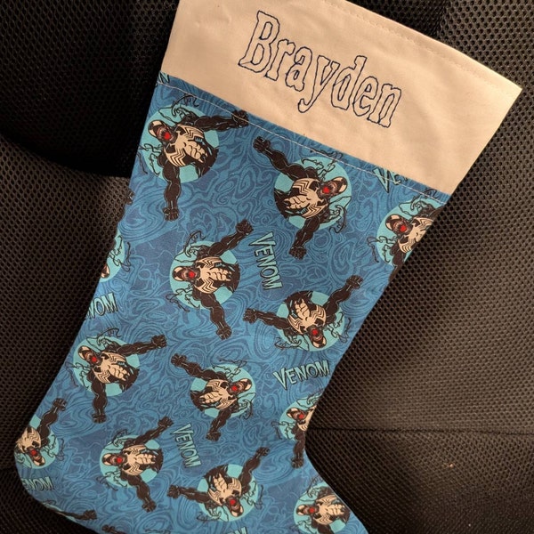 Horror Themed Patchwork Fleece Throw Quilt, Pennywise, IT Movie ...