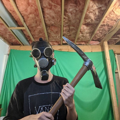 Realistic Foam PU Pickaxe Pick Axe Hatchet Horror Movie Prop Bloody ...