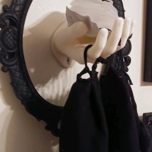 Helping Hand Wall Mounted Key Holder / Wallet Holder / Glasses Holder ...