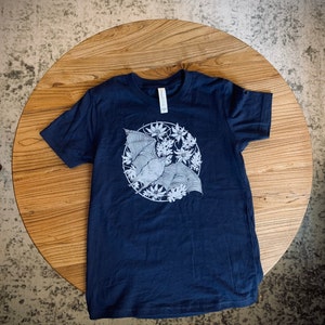 Kid's Vampire Bat Navy Screen Print T-shirt - Etsy