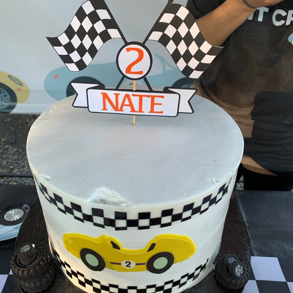 Fondant Tire Cake Decorations, Wheels, Hubcaps, Edible Tires for Cake ...