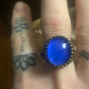 Large Brass Mood Ring Vintage Inspired Color Changing Mood Stone Hippie ...