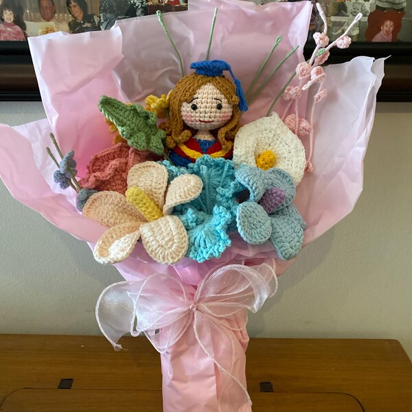 Personalized Crochet Graduation Flowers and Bouquets, Handcrafted Gifts ...