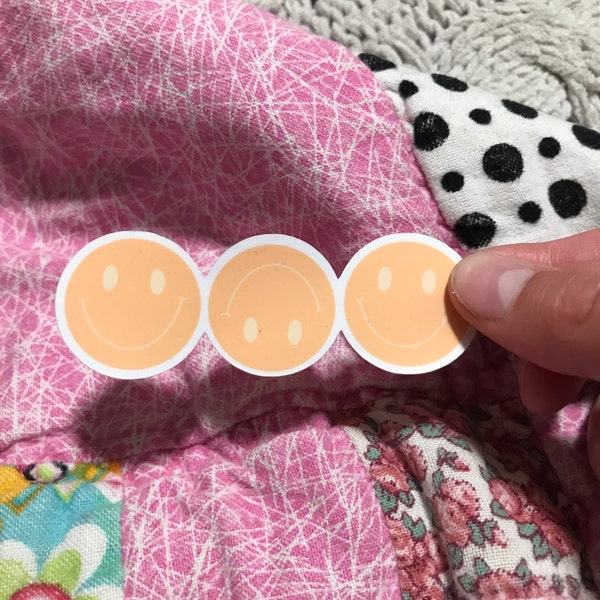 Retro Preppy Smiley Face Flower Phone Wallpaper Background - Digital ...