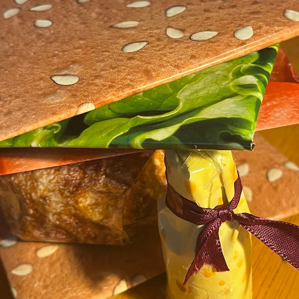 Cheeseburger Wrapping Paper Set | Funny Christmas / Birthday Gift Wrap ...