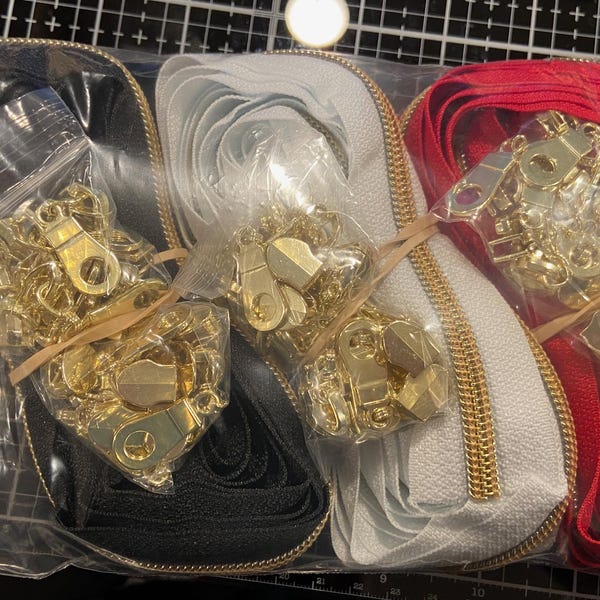 Size 3 Non-locking regular Zipper Pulls for Nylon Coil Zippers, Purse ...