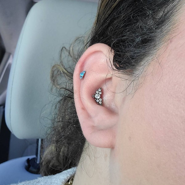 ASTM F136 Titanium Conch Labret, Curved Gem and Bead Conch Earring ...