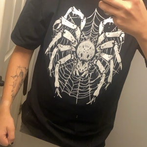 Dark Cottagecore Cicada T-shirt Insect Bug Shirt Entomology Gothic ...