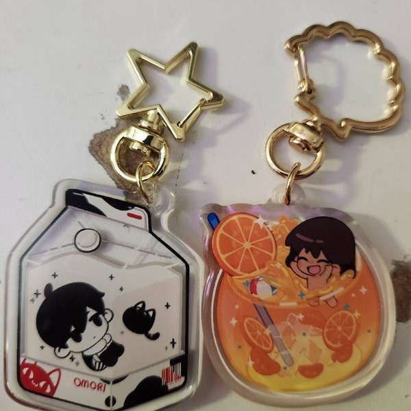 OMORI Charms OMORI Keychains Beach Set | Aubrey Charm, Kel Charm, Hero ...