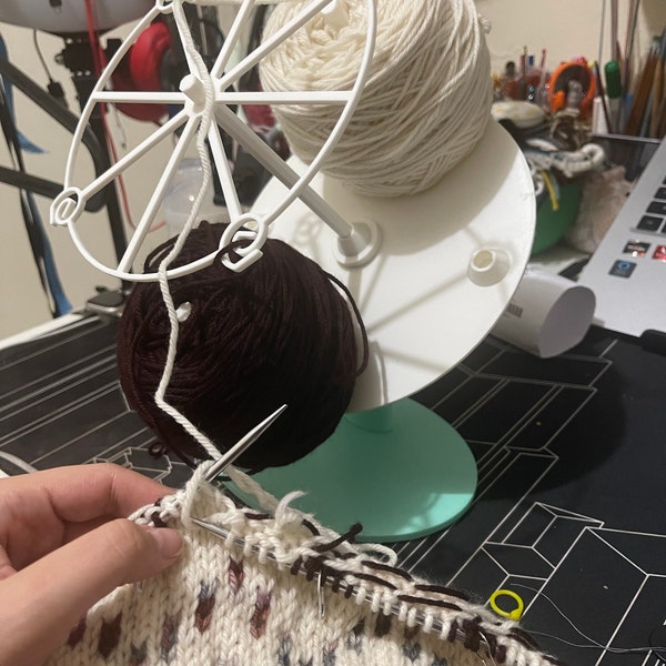 Strawberry Yarn Holder With Storage – Portable Yarn Organizer | Crochet ...